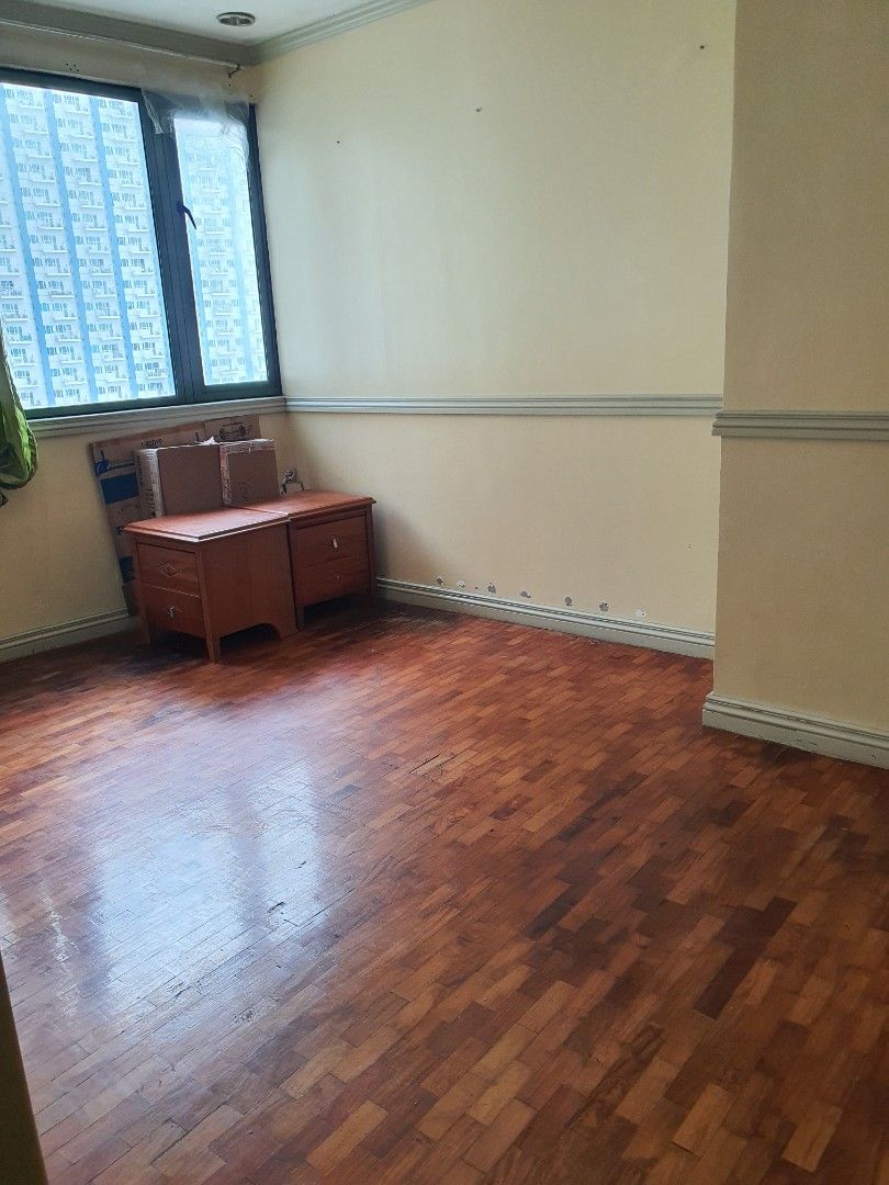 PIONEER HIGHLANDS CONDO on Carousell