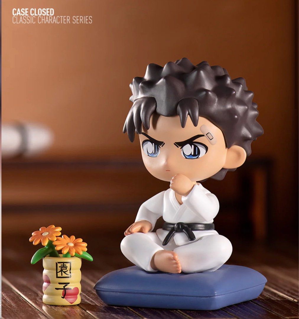 Popmart Conan figurine, Hobbies & Toys, Memorabilia & Collectibles ...