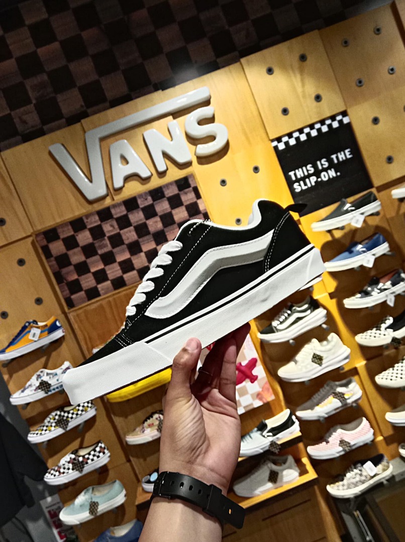 (PRE-ORDER) Vans Classic 'KNU-Skool' Shoes, Men's Fashion, Footwear ...