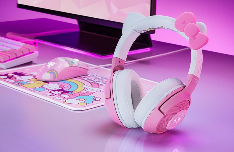 Razer Hello Kitty BT Headset, Audio, Headphones & Headsets on Carousell