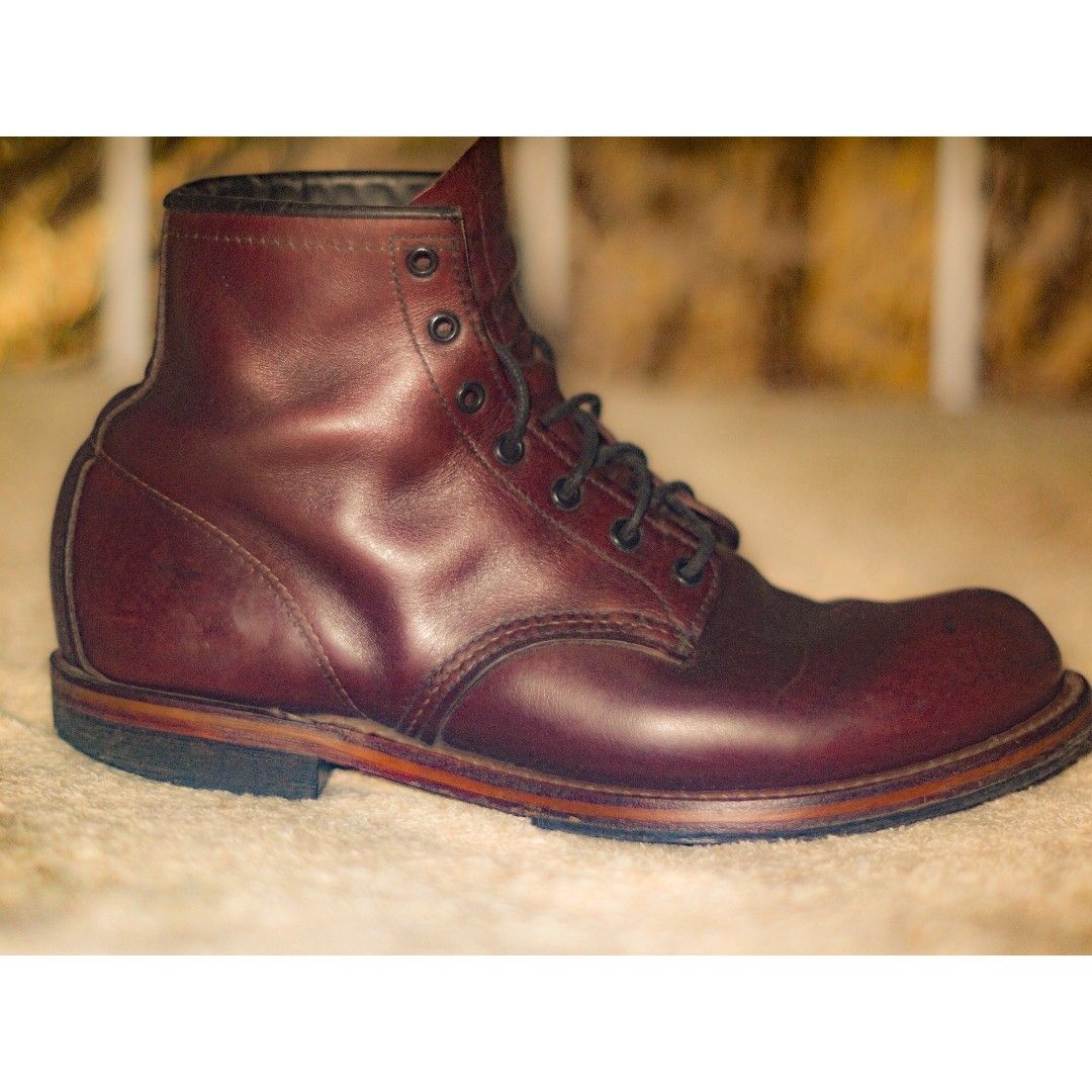 Red Wing Beckman 9011 Black Cherry Featherstone on Carousell