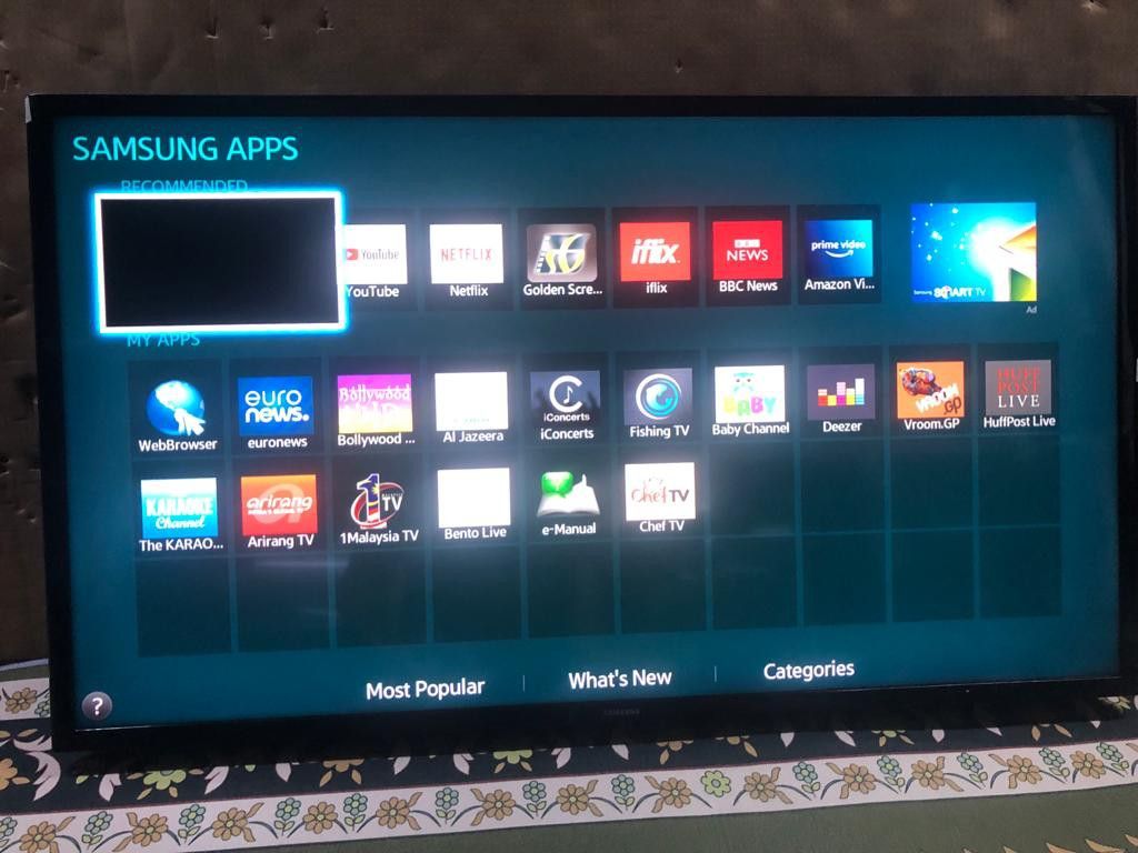 Samsung smart TV 4k 40 inch, TV & Home Appliances, TV & Entertainment ...