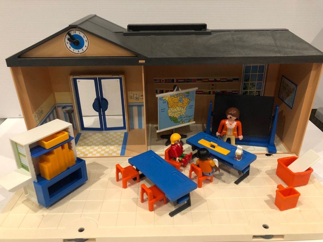 SCHOOL Playmobil 5941 Original, Toys & Collectibles, Permainan Papan ...