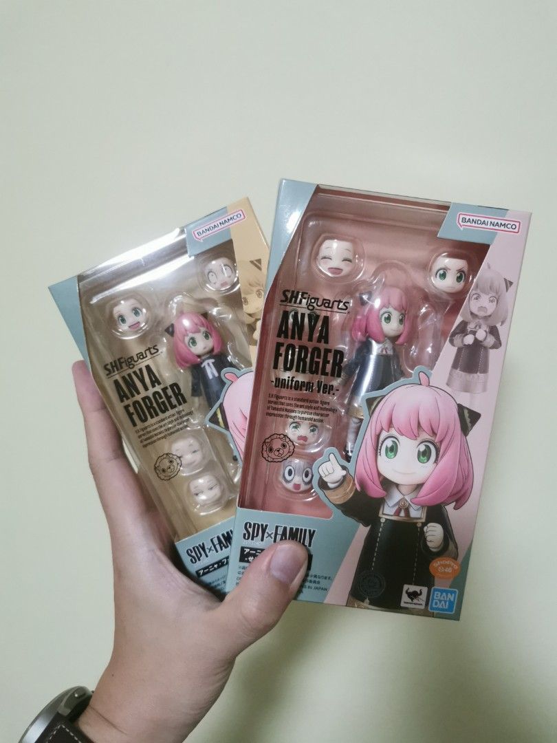 SHF Anya Forger Uniform and Normal version, Hobbies & Toys, Toys ...