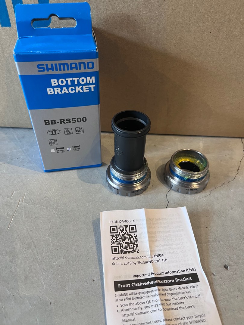 SHIMANO BB-RS500 Italian Thread Bottom Bracket, Sports Equipment ...