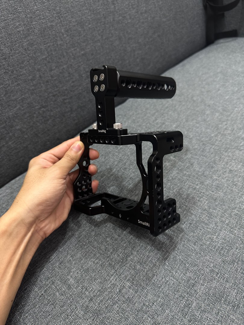 Smallrig cage and handle for sony a7r3 , a73, Photography, Photography ...