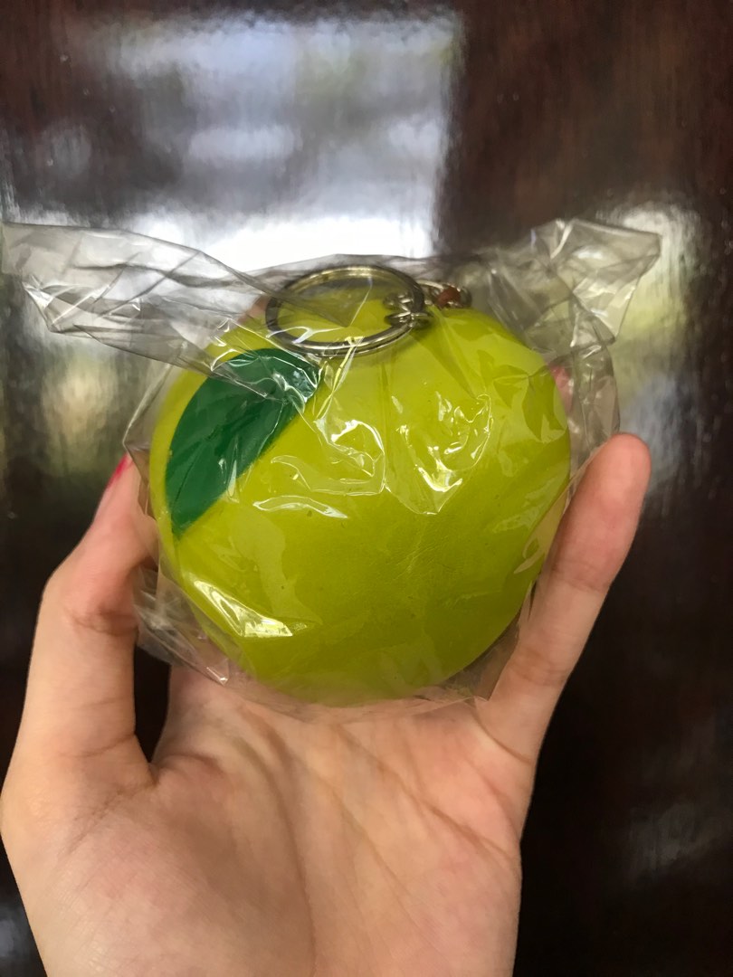 Squishy apple, Toys & Collectibles, Lainnya di Carousell