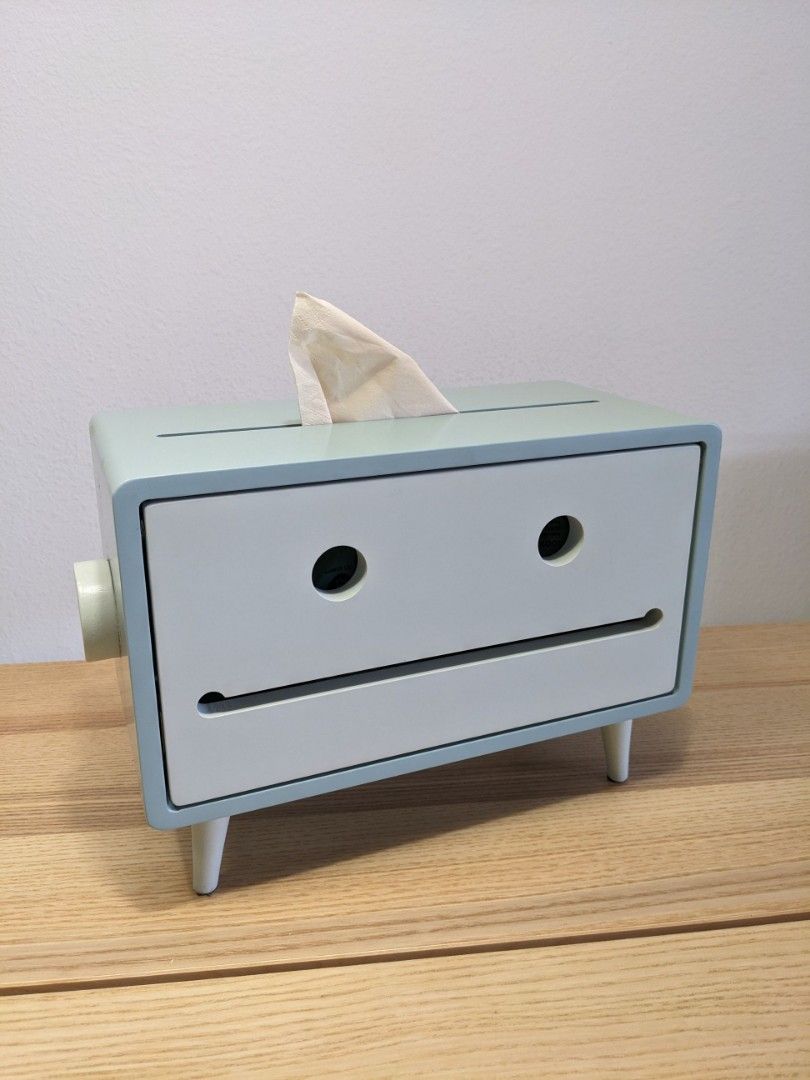 Robot Tissue Box Holder, Furniture & Home Living, Home Improvement ...