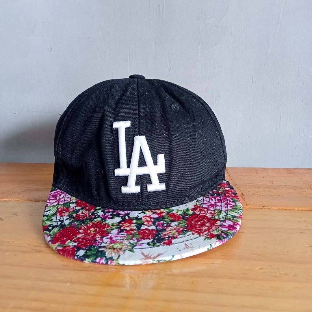 Topi MLB/SnapBack MLB, Fesyen Pria, Aksesoris, Topi di Carousell