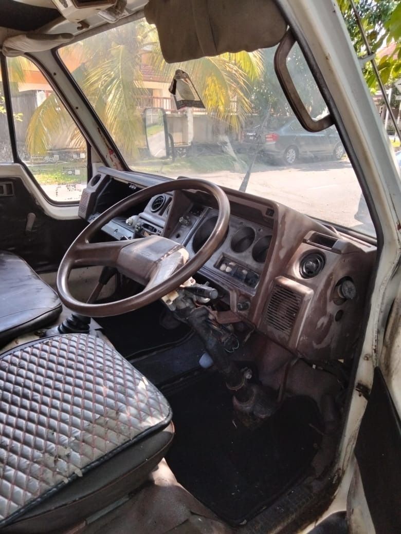 Toyota Dyna Hiace, Cars, Cars for Sale on Carousell