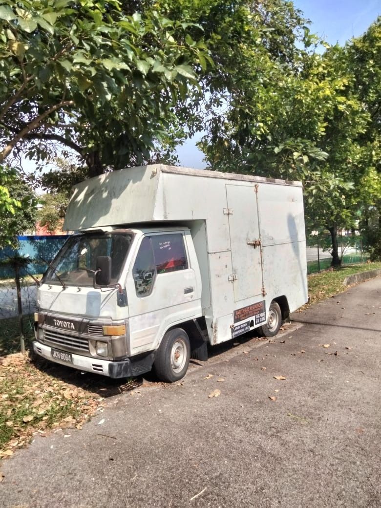 Toyota Dyna Hiace, Cars, Cars for Sale on Carousell