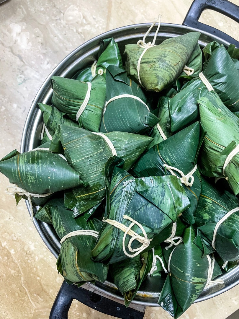 Traditional Chinese Ba Zhang (Sweet) Glutinous Rice Dumplings , Food ...