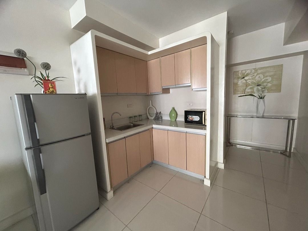 University Tower 4 - Rent to Own 2Bedroom Condominium near UST & FEU ...