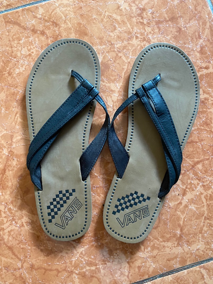 Vans slides (original) on Carousell