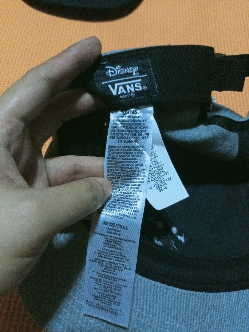 Vans vintage Mickey Mouse Six Panel Cap on Carousell