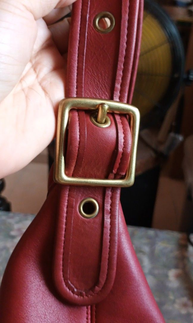 Vintage Coach Duffle Sac XL in Red on Carousell