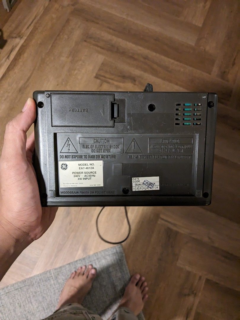 Vintage Digital Clock and Radio Player, Furniture & Home Living, Home ...