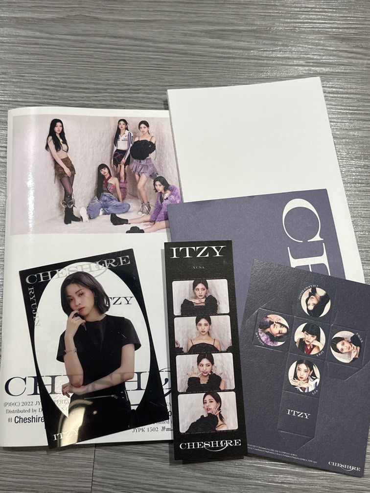 WTS itzy unsealed Cheshire standard ver (B ver) yeji lia ryujin Chaeryeong yuna, Hobbies & Toys ...