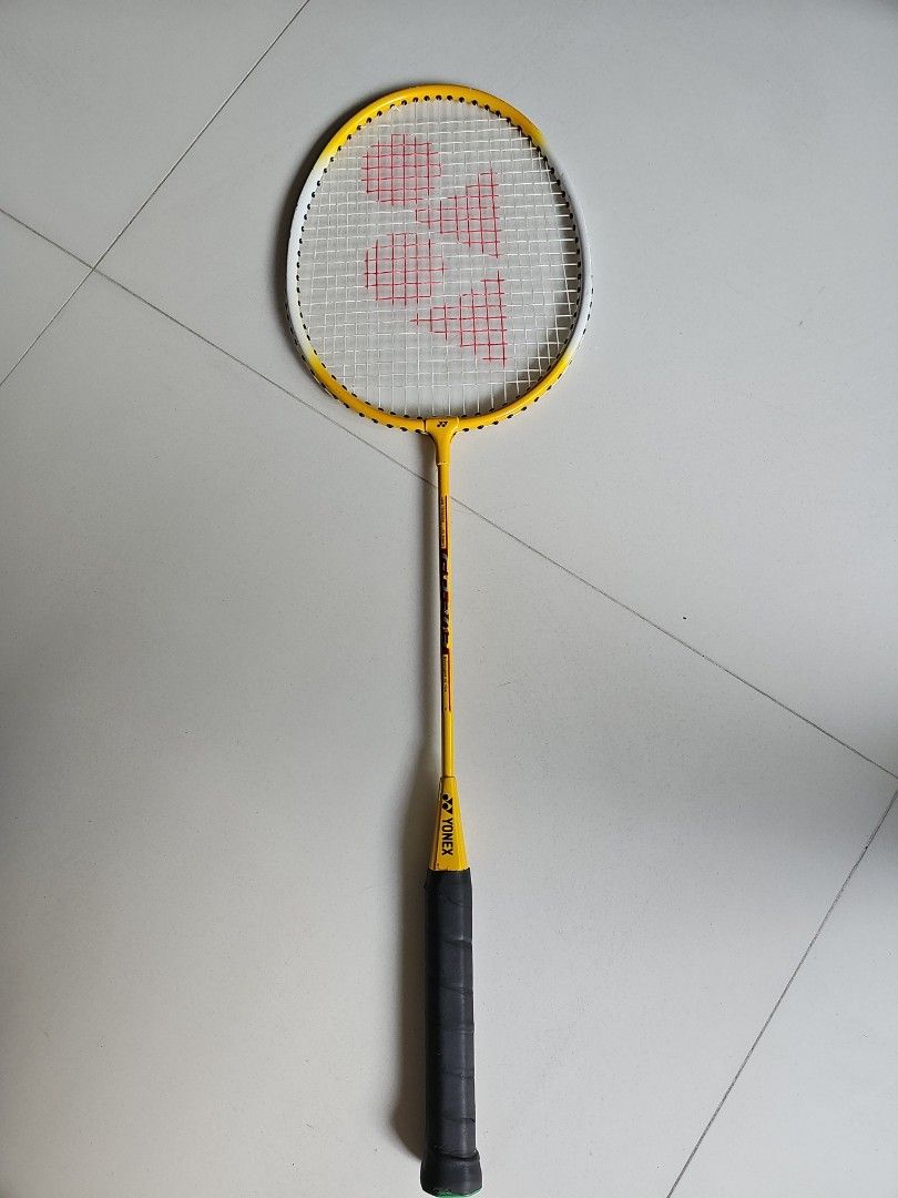 Yonex GR303, Sports Equipment, Sports & Games, Racket & Ball Sports on ...