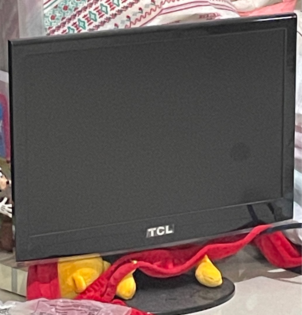 23 inch TCL TV with original remote and plug, TV & Home Appliances, TV ...