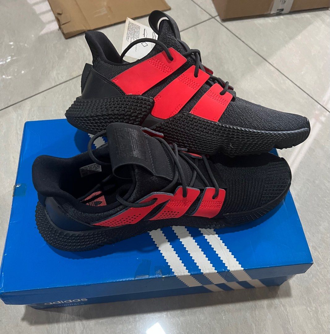 Adidas sport shoes, Men's Fashion, Footwear, Casual shoes on Carousell