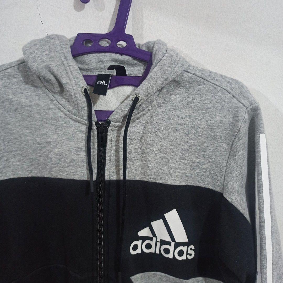 adidas zipper Hoodie, Fesyen Pria, Pakaian , Baju Luaran di Carousell