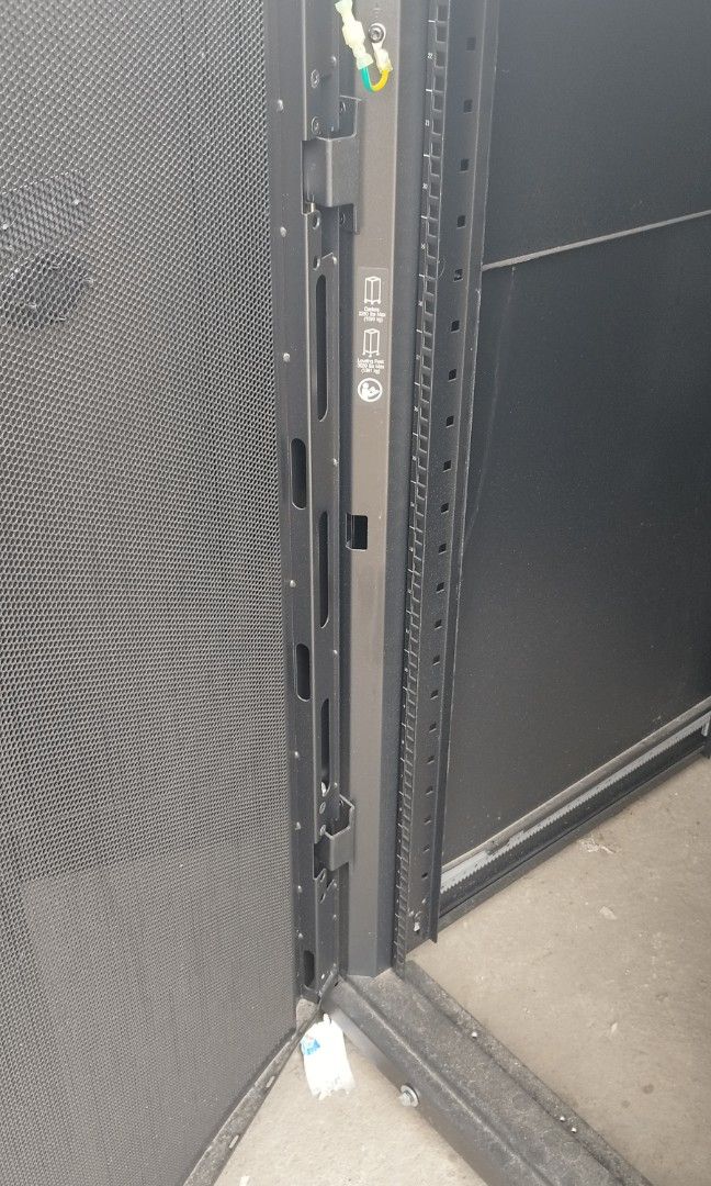 APC Server Rack Cabinet, Furniture & Home Living, Furniture, Shelves ...