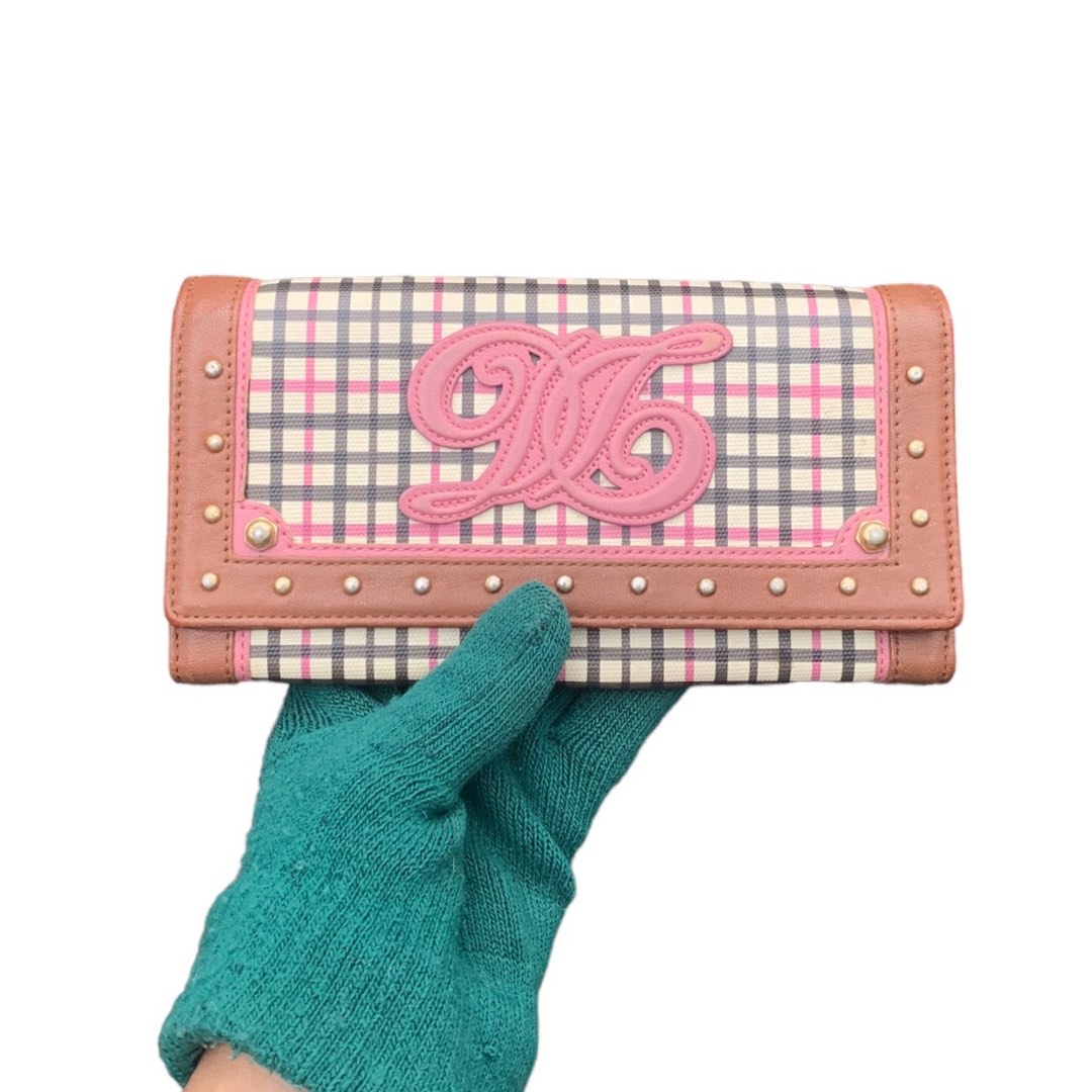 Authentic Daks Womens Fashion Bags And Wallets Wallets And Card Holders On Carousell