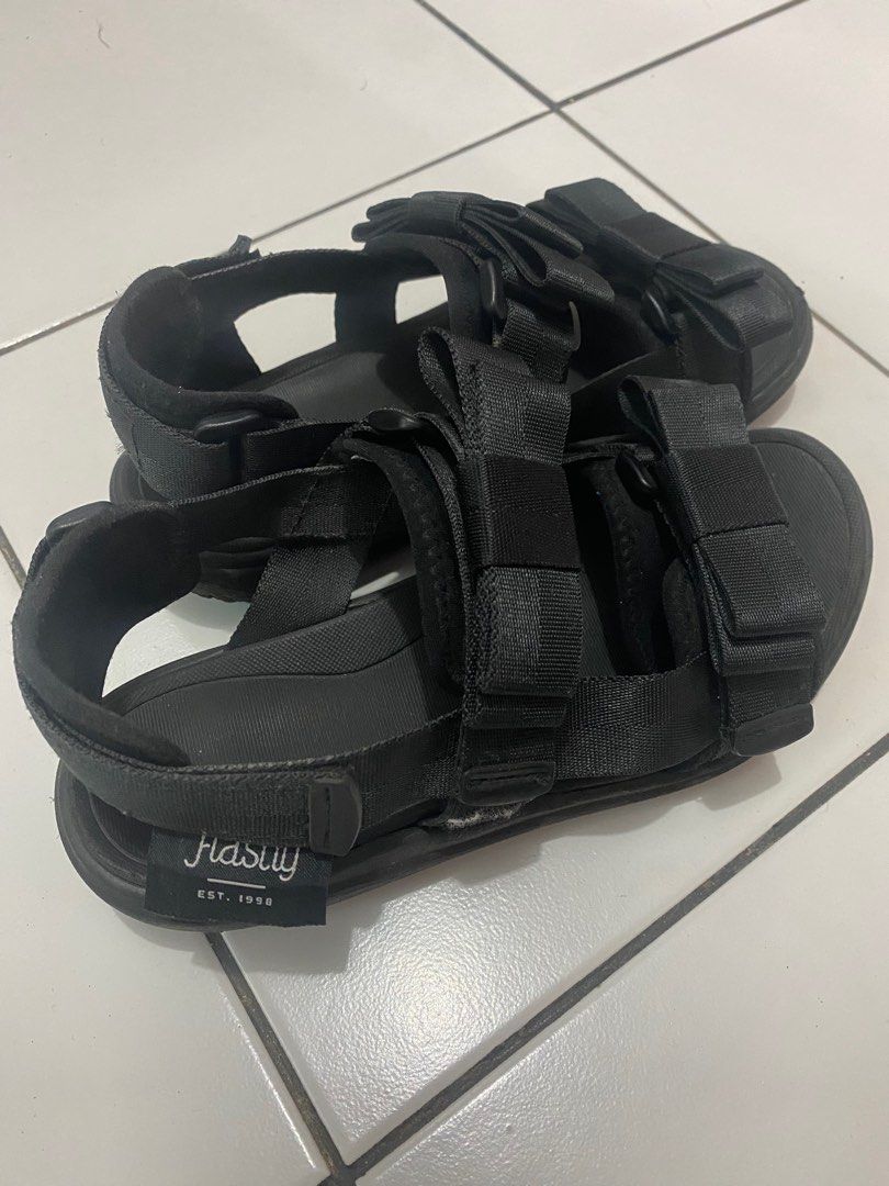 BEARPATH X FLASHY BENA BOW BLACK SANDAL GUNUNG, Fesyen Wanita, Sepatu ...