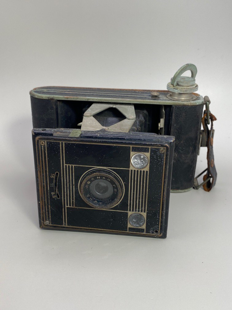 Billy-clack film camera, Photography, Cameras on Carousell