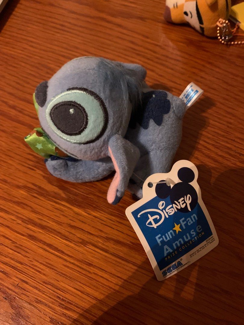 [BNWT] Disney Alien zip pencil case/Tokyo Disneyland Tigger plush ...