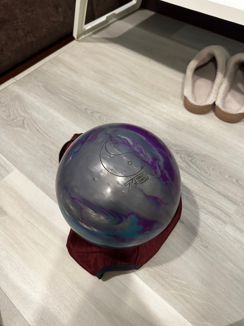 Bowling ball 900 GLOBAL ZEN, Sports Equipment, Sports & Games ...