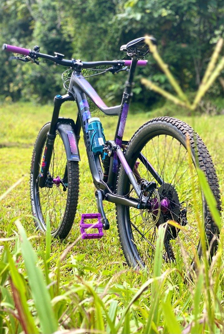 Carbon Giant trance advanced, Sports Equipment, Bicycles & Parts ...