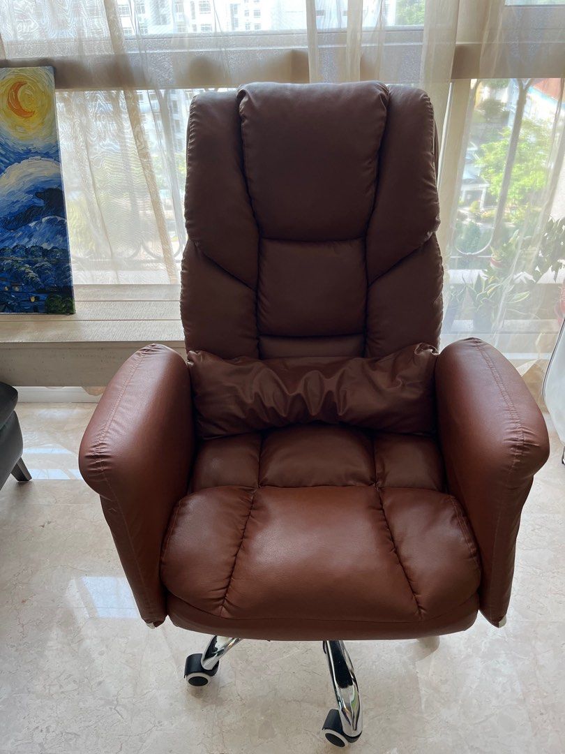 Computer Chair, Furniture & Home Living, Furniture, Chairs on Carousell