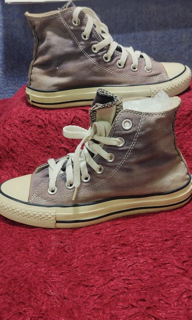 CONVERSE High sepatu Prelove Second super keren super mewah. branded size 37/23.5CM/ada tag made ...
