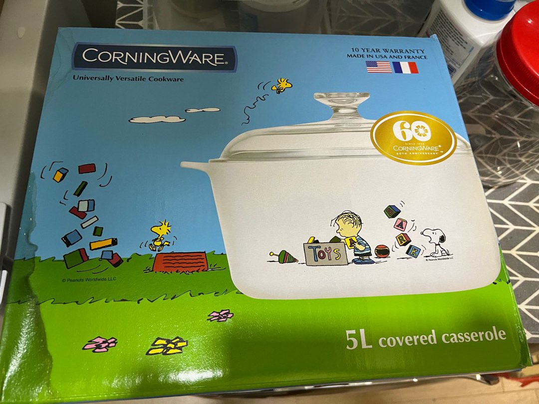 Corningware porcelaine pot snoopy, Furniture & Home Living, Kitchenware ...