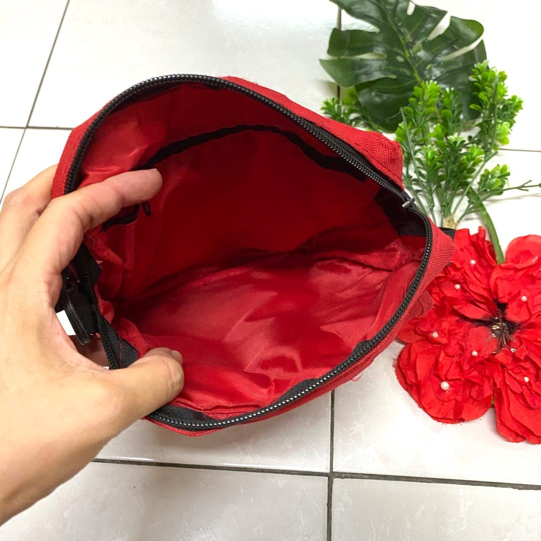 Defect vintage Ngee Ann primary school sling bag_ red sling bag, Men's ...