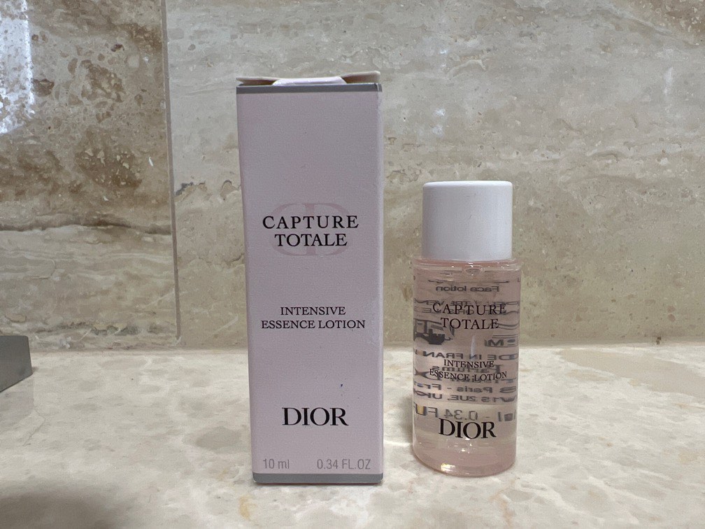 DIOR Capture Totale Intensive Essence Lotion, Beauty & Personal Care ...