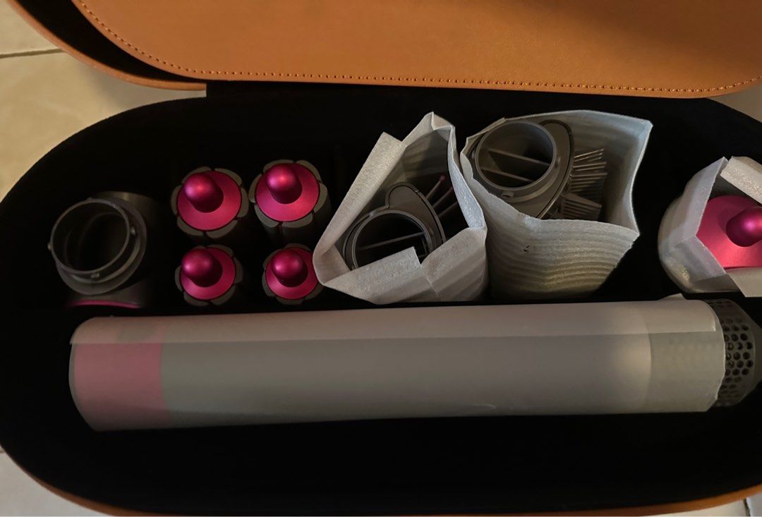 Dyson Airwrap Complete (Full set brand new), 傢俬＆家居, 浴室、廚房用品配件 - Carousell