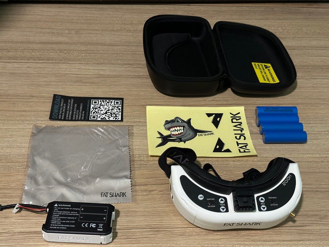 Fatshark HDO2 FPV goggles, Photography, Drones on Carousell