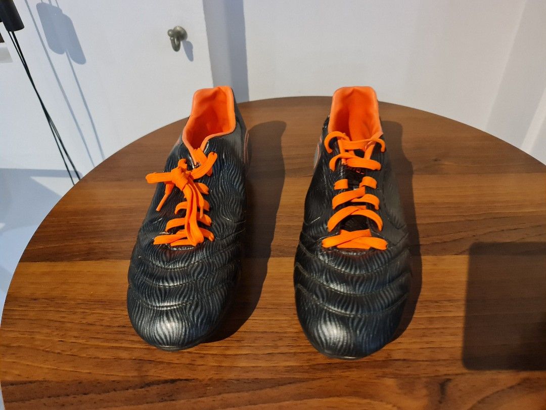 Football boots, Sports Equipment, Sports & Games, Racket & Ball Sports ...