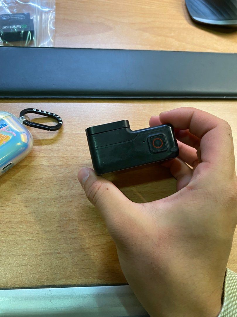 GoPro Hero 7 with Batteries (Touchscreen function and rubber around ...