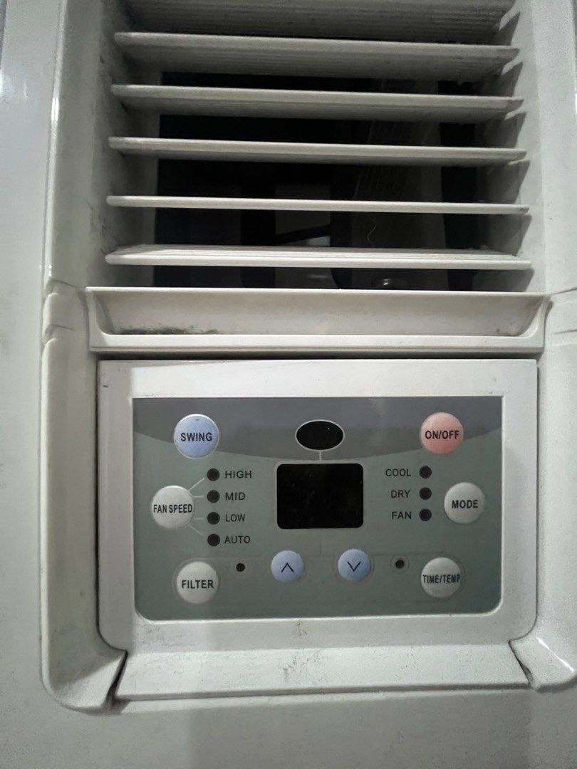 Gree 1 HP window type inverter grade with remote, TV & Home Appliances ...