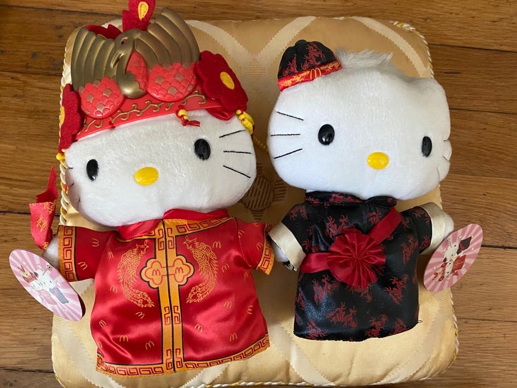 Hello Kitty: CHINESE NEW YEAR Set., Hobbies & Toys, Toys & Games on ...
