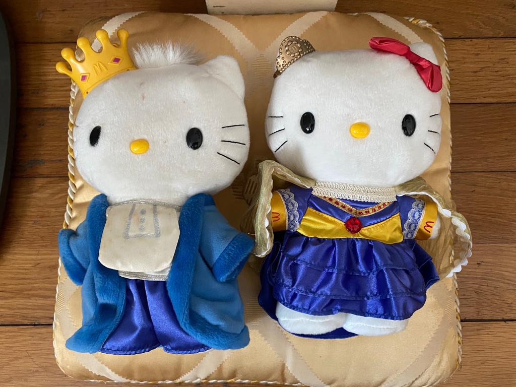 Hello Kitty: King & Queen Set, Plush, Hobbies & Toys, Toys & Games on ...