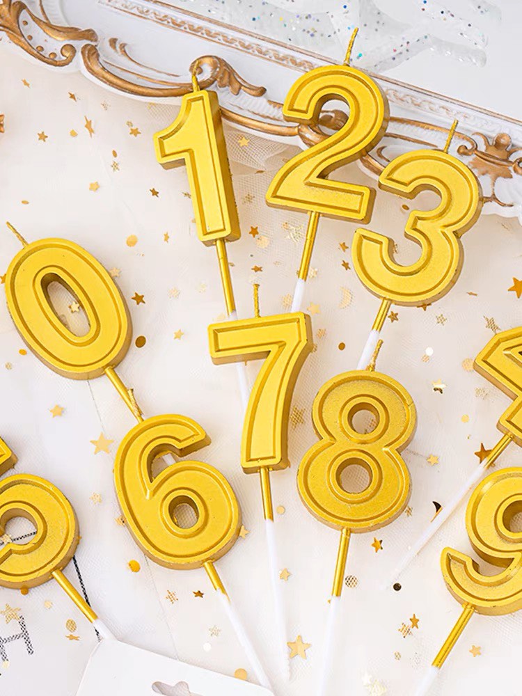 (INSTOCK) Gold Number Birthday Candle, Hobbies & Toys, Stationery ...