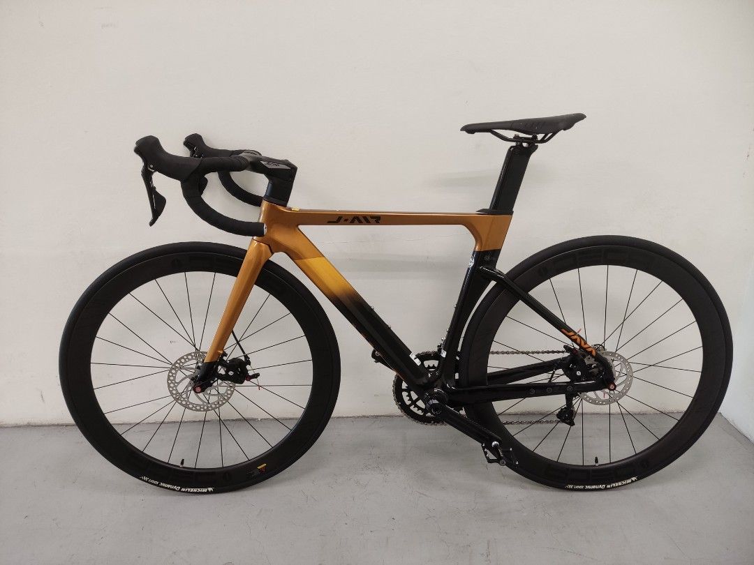 Java Air Fuoco Carbon Road Bike, Sports Equipment, Bicycles & Parts ...