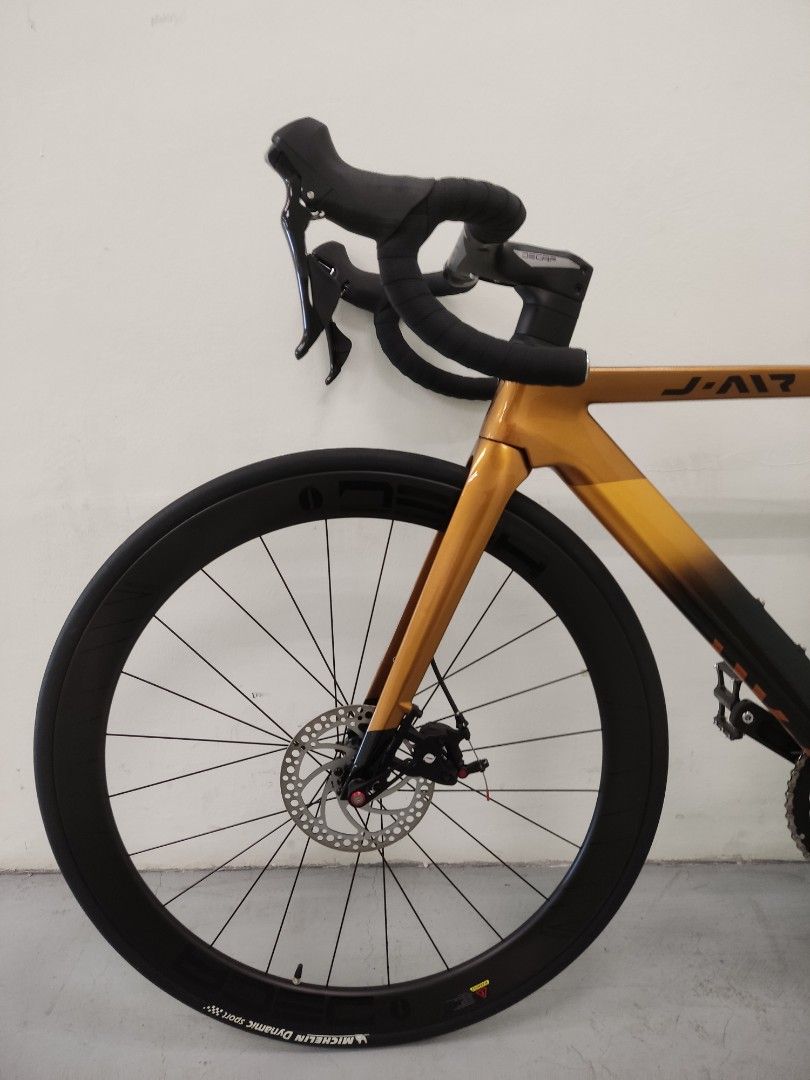 Java Air Fuoco Carbon Road Bike, Sports Equipment, Bicycles & Parts ...