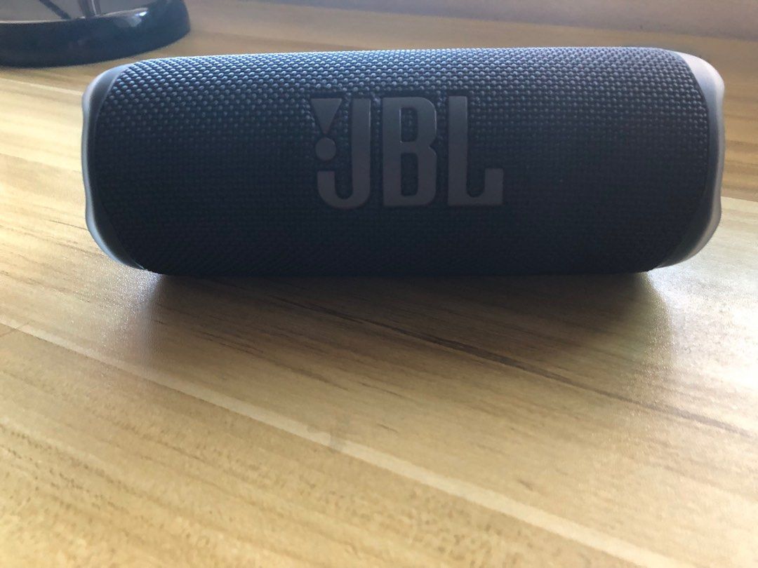 JBL Flip 6, Audio, Soundbars, Speakers & Amplifiers on Carousell