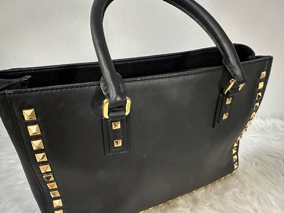 Jestina Orig two way , Women's Fashion, Bags & Wallets, Cross-body Bags ...